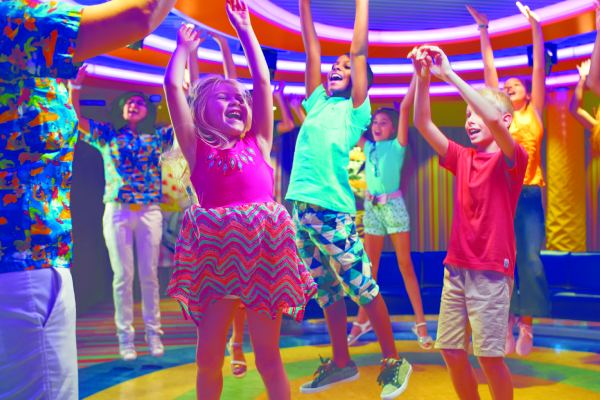 Costa Cruises קוסטה דיאדמה הפלגות : iCruise.co.il